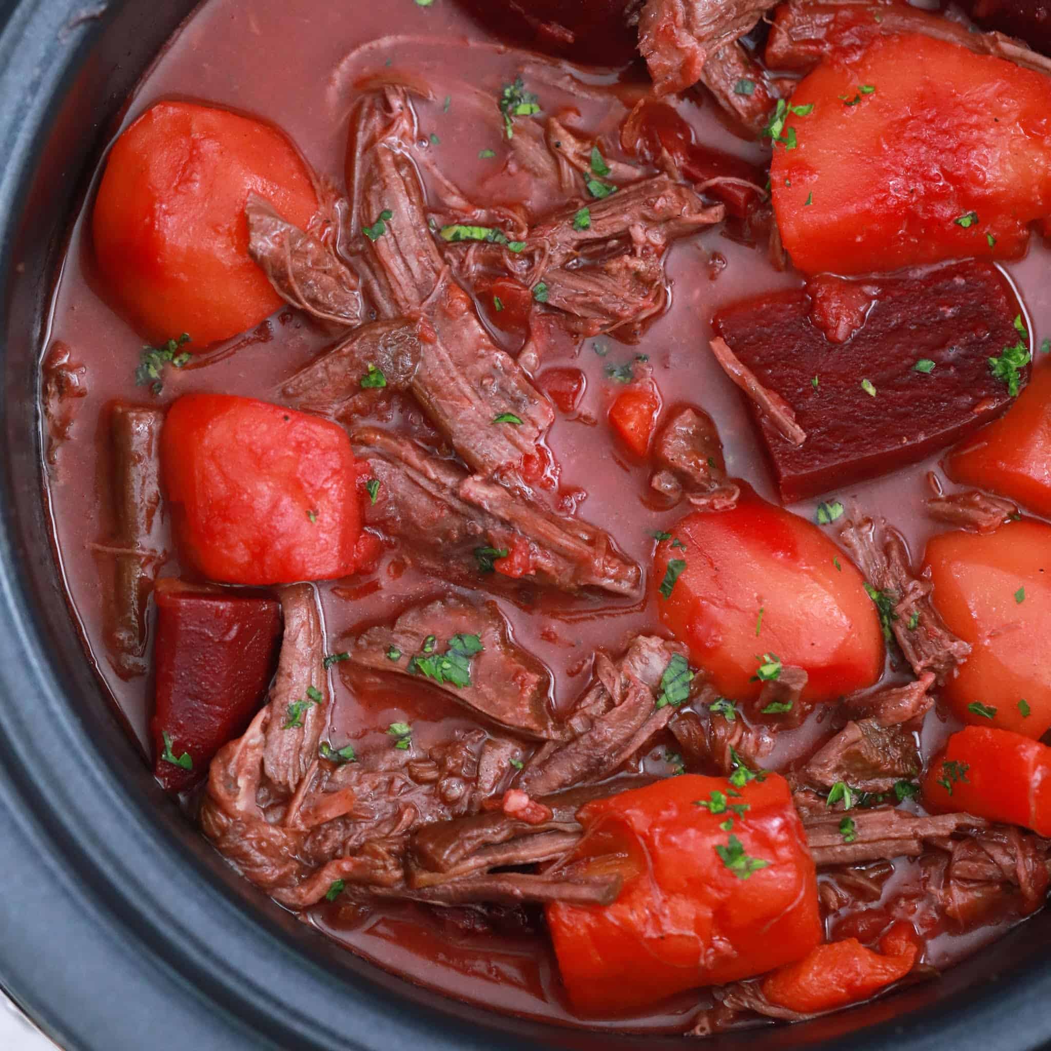Crock Pot Roast Beef: How to make a easy slow cooker pot roast